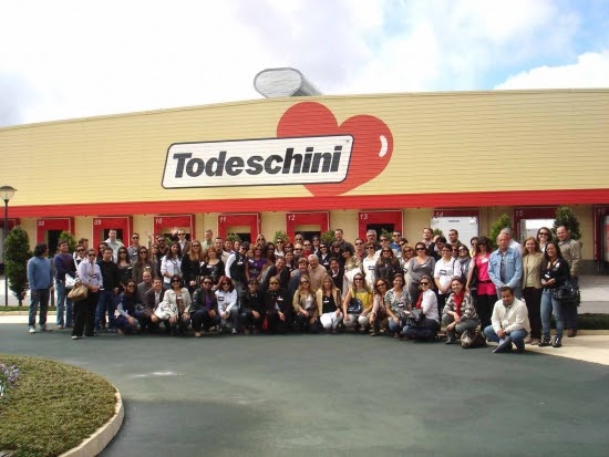 SUA CASA EM BOAS MÃOS: TODESCHINI - A MAIOR E MELHOR FABRICA DE MÓVEIS ...