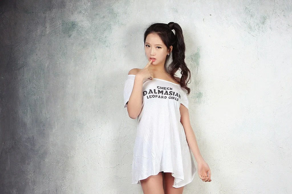 Han Se Rin - Debut Studio Sets - Cute Asian Girls