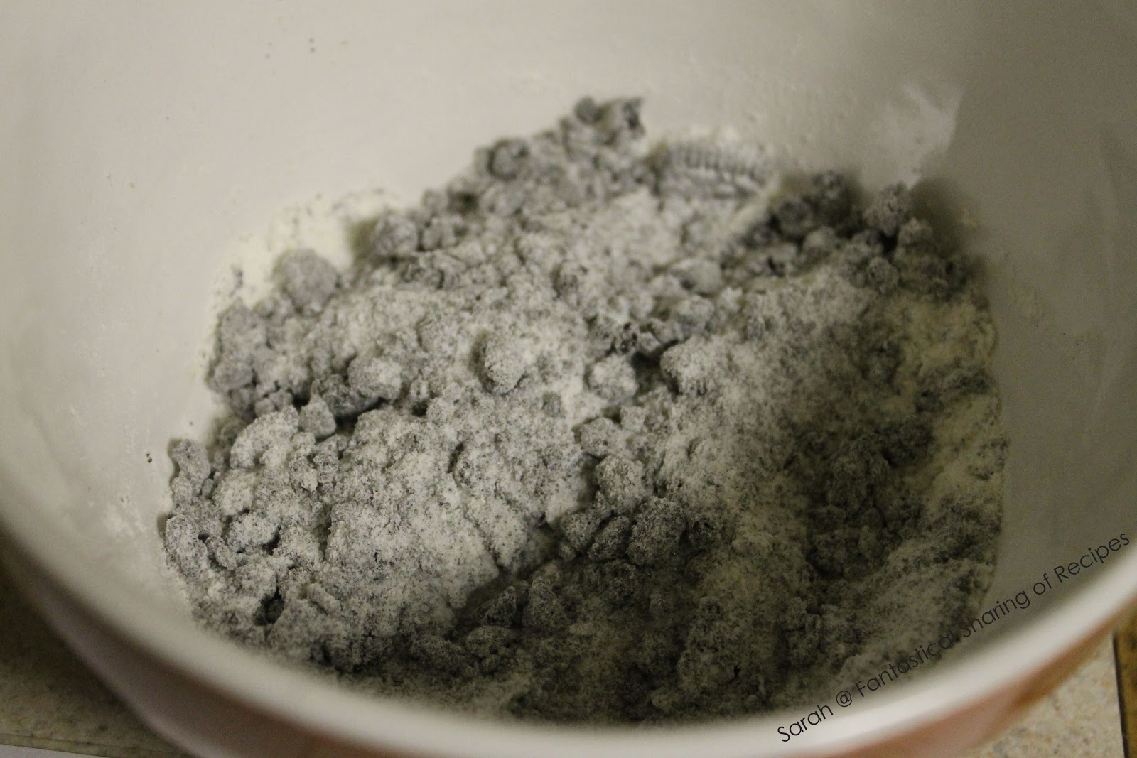 Fantastical Sharing of Recipes: Streusel Oreo Muffins