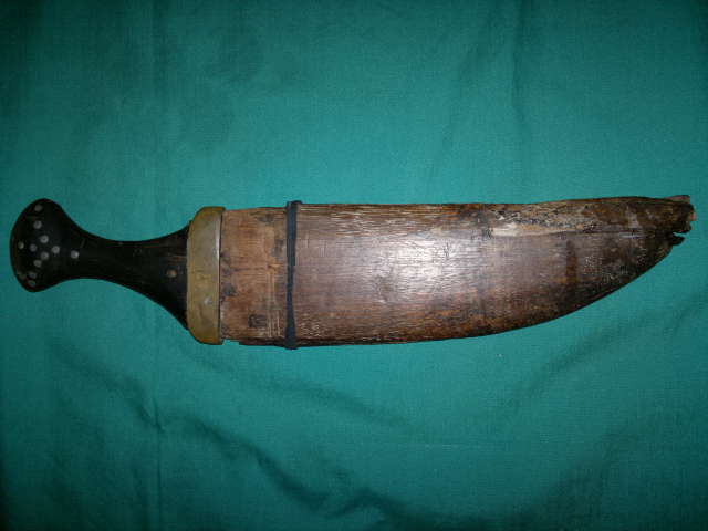 Badai Mencak Kelambit Biru: Senjata Antik bernama Jambiah atau Kerambit ...