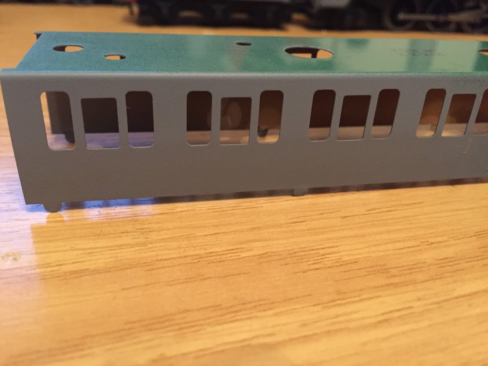 Hornby Dublo 3 Rail: Another blue EMU - continued