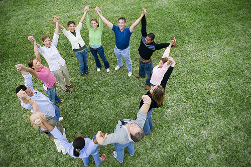 FUNDACION CAMINO CLARO: CIRCULO DE CRIANZA Y CRECIMIENTO FAMILIAR