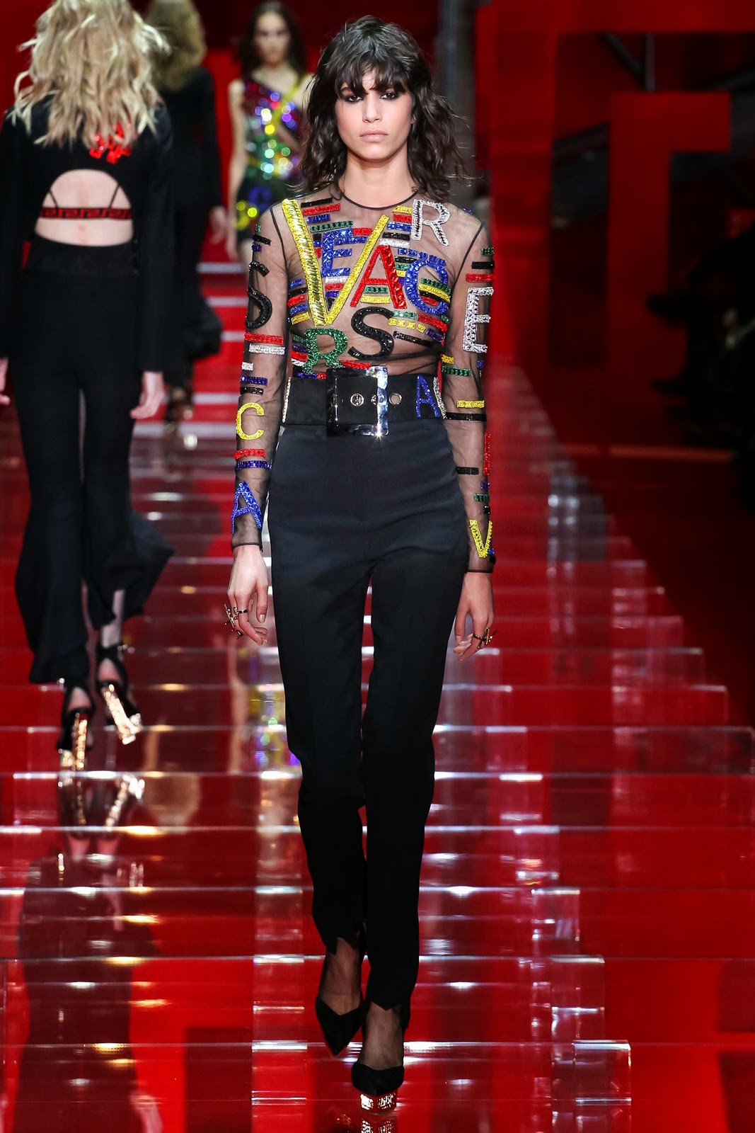 Serendipitylands: VERSACE - FASHION SHOWS MILAN FALL 2015