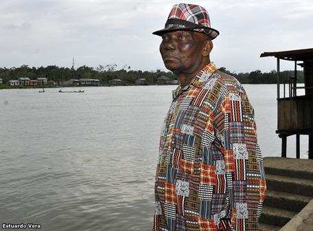 S O L N A C I E N T E N E W S: Papá Roncón, el músico que nació del río