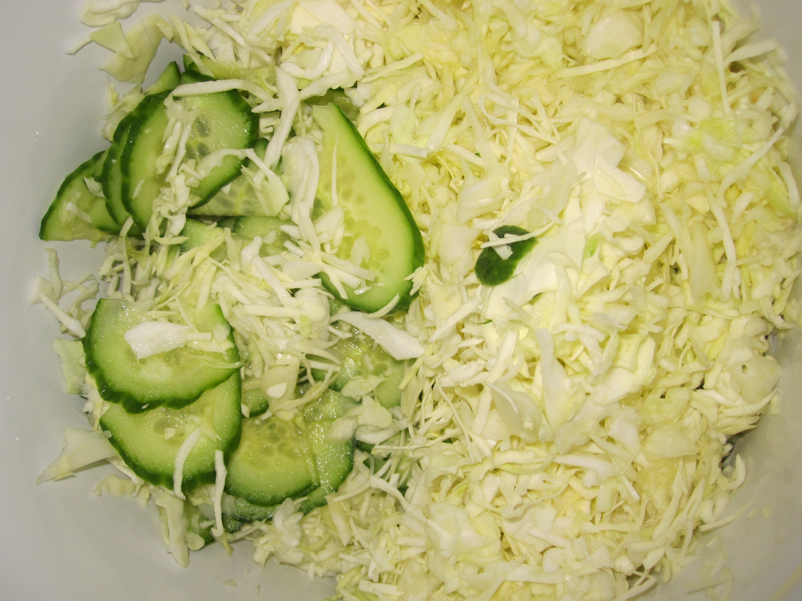 Lumes (not just) Beauty Blog: Kohlsalat mit Gurke- Lecker und Leicht ...