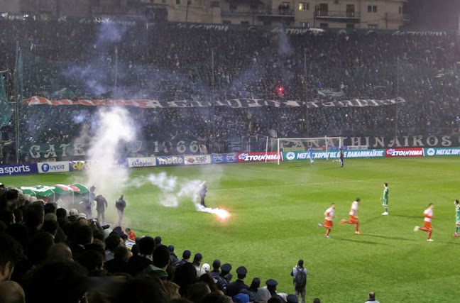 ULTRAS 1899: Chroniques Helléniques : Trois points de pénalité et deux ...