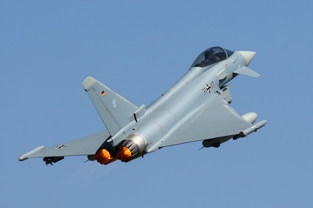 BELGIAN AND GERMAN FIGHTER JETS INTERCEPT RUSSIAN AIRCRAFT OVER BALTIC ...