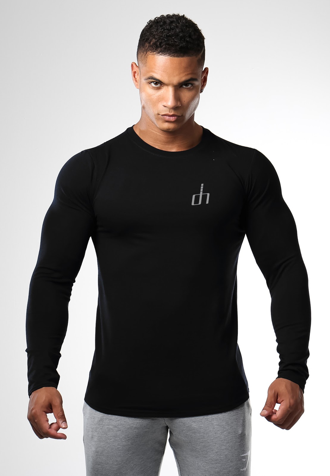 3 TYPES OF FABRICS MEN MUST HAVE IN WINTERS