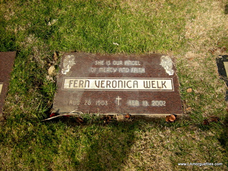 Los Angeles Morgue Files: Musician Lawrence Welk 1992 Holy Cross Cemetery