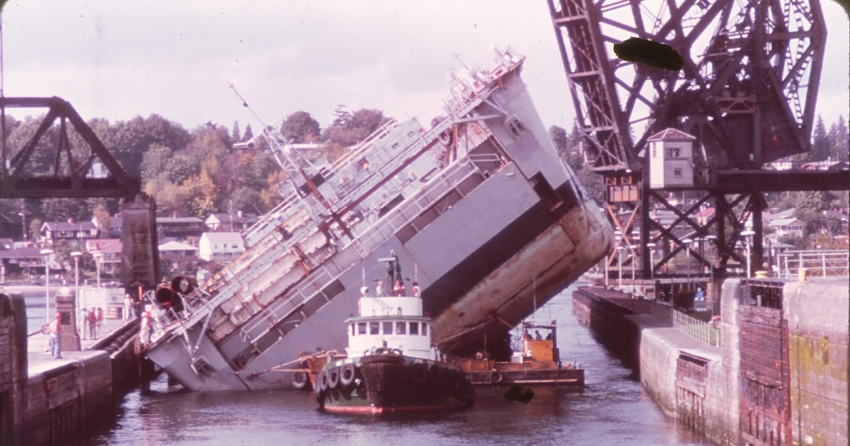 Friends of the Ballard Locks: The White Sands passes through the Locks ...