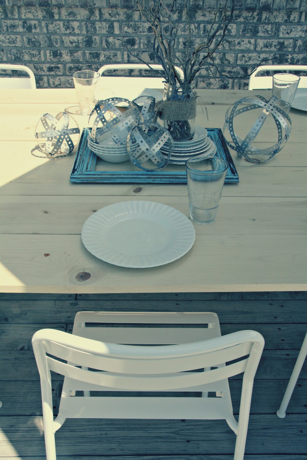 retropolitan: {$100} DIY Wood Plank Table