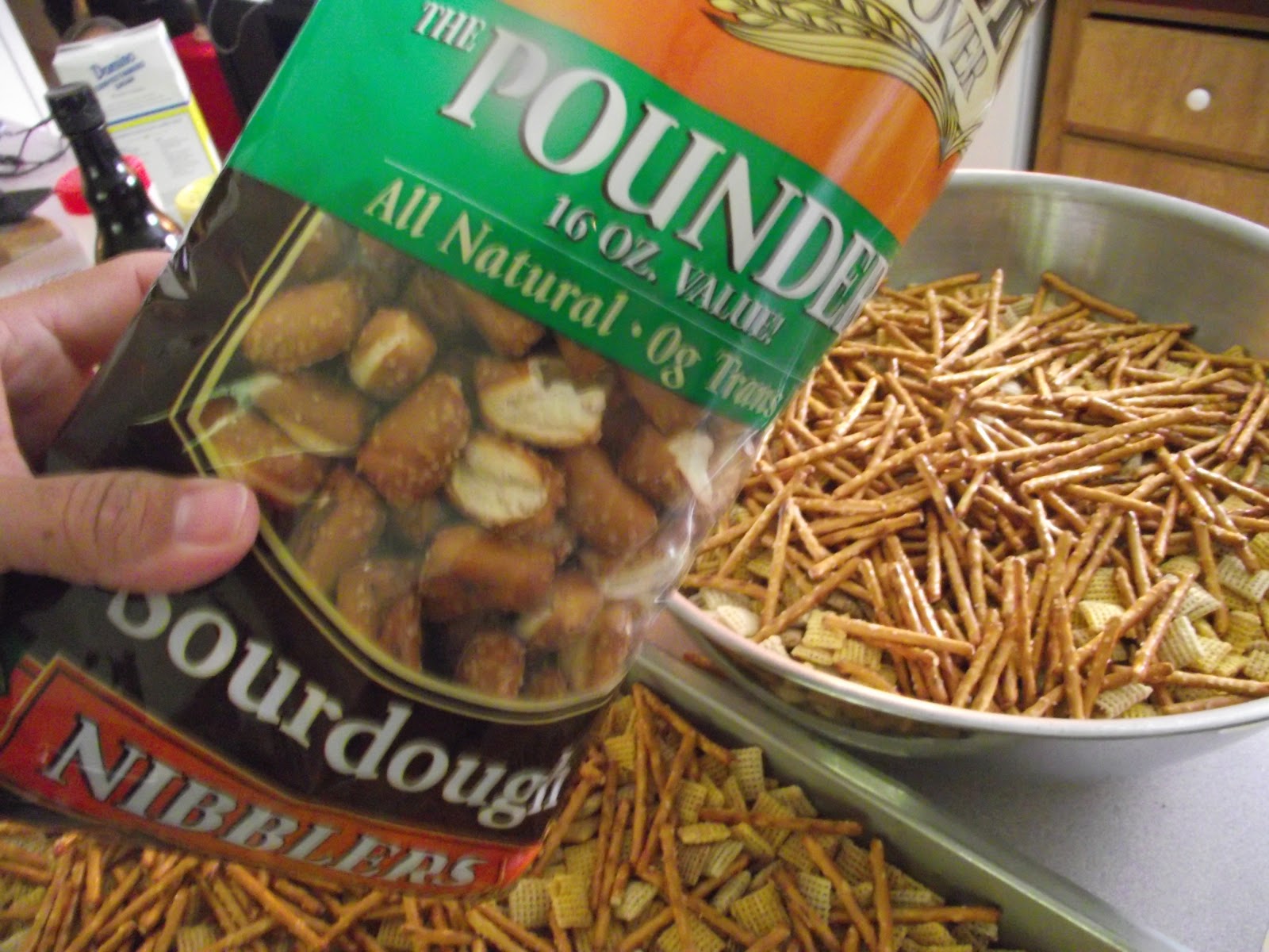 Smiley's Kitchen: Making your own Special Chex Mix