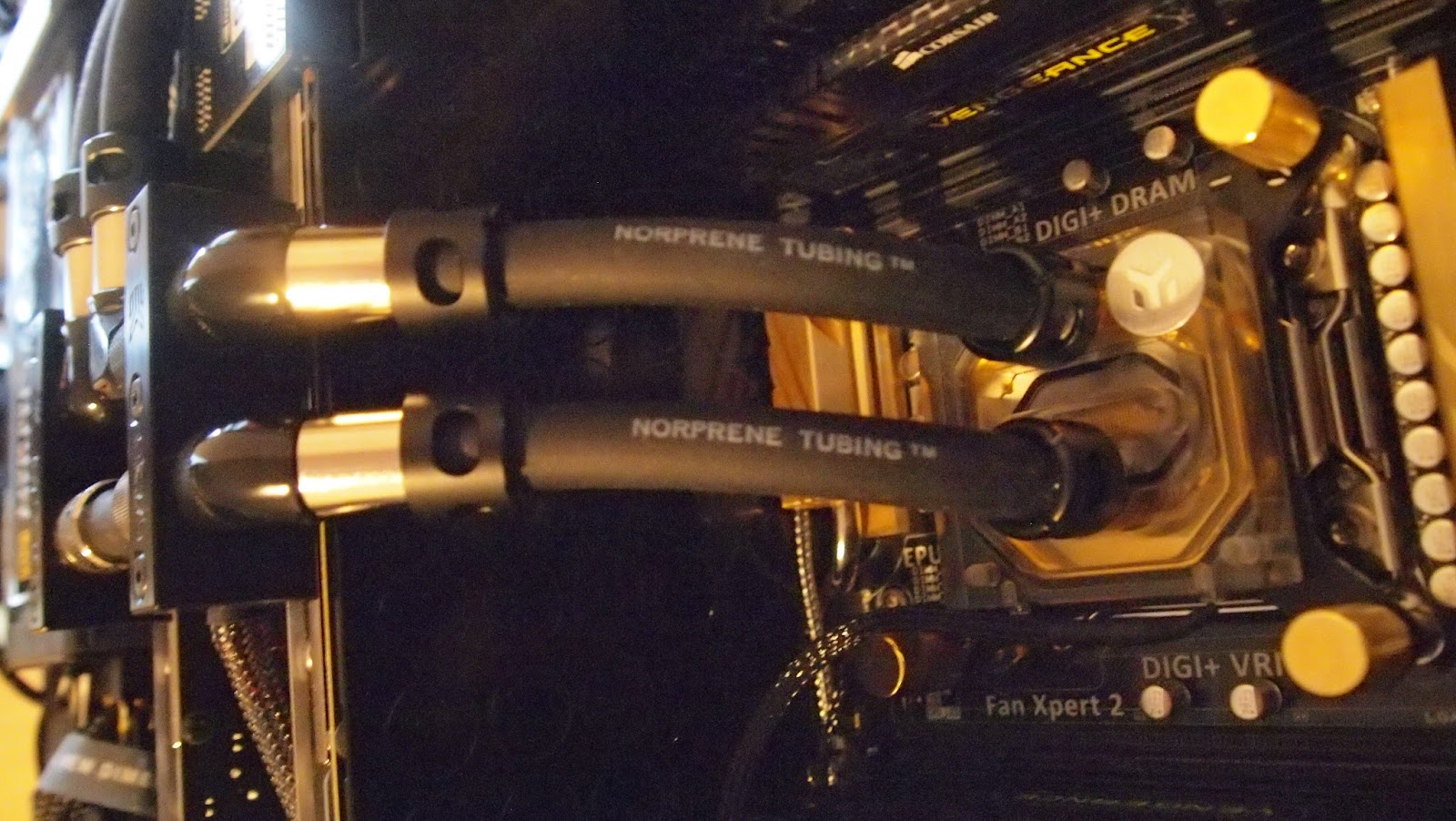 Panzerstarter & his friends.: Phobya Radiator Stand (Bench Edition ...