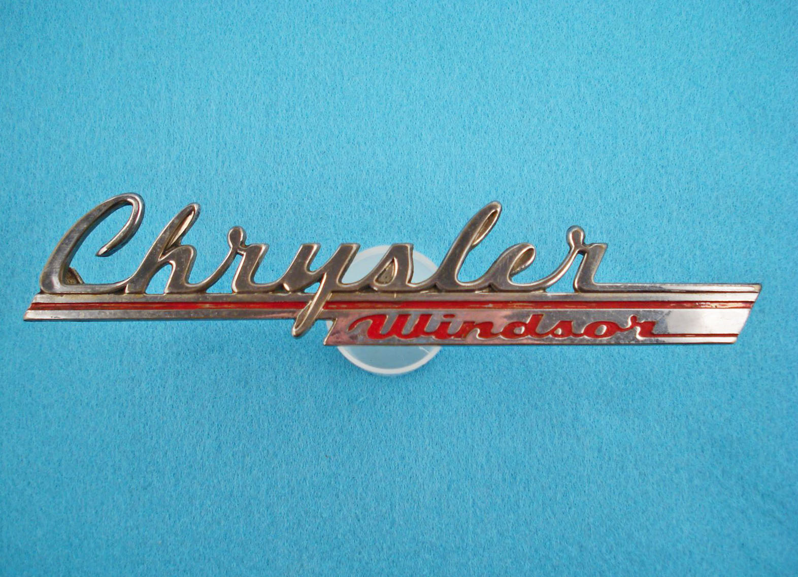 American Auto Emblems: CHRYSLER