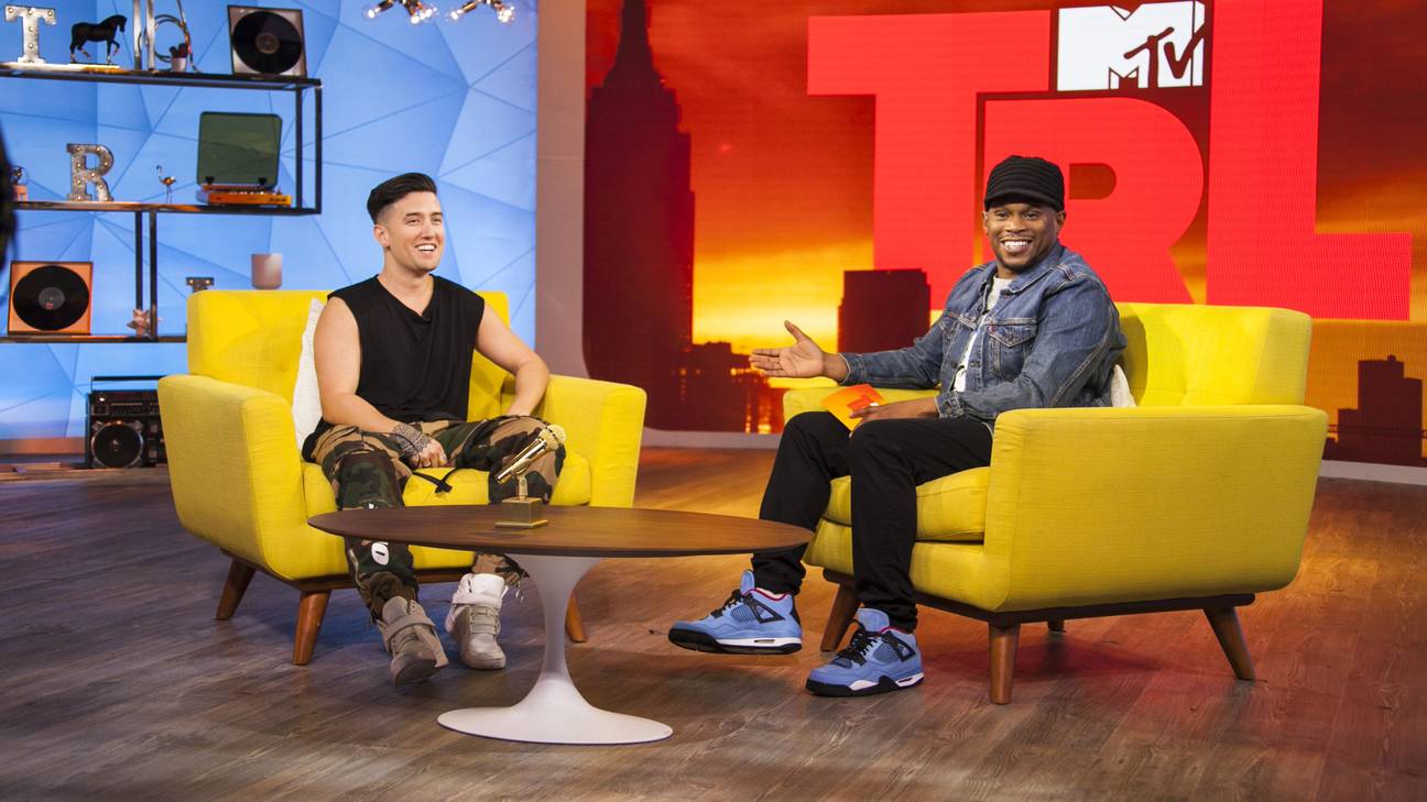 NickALive!: Best 'Lomille' Shipping Moments 💕 | Big Time Rush | Nickelodeon