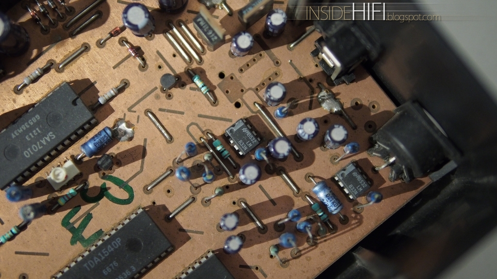 Inside Hi-Fi: Philips CD 150 (CD 150/00, CD 150/60)