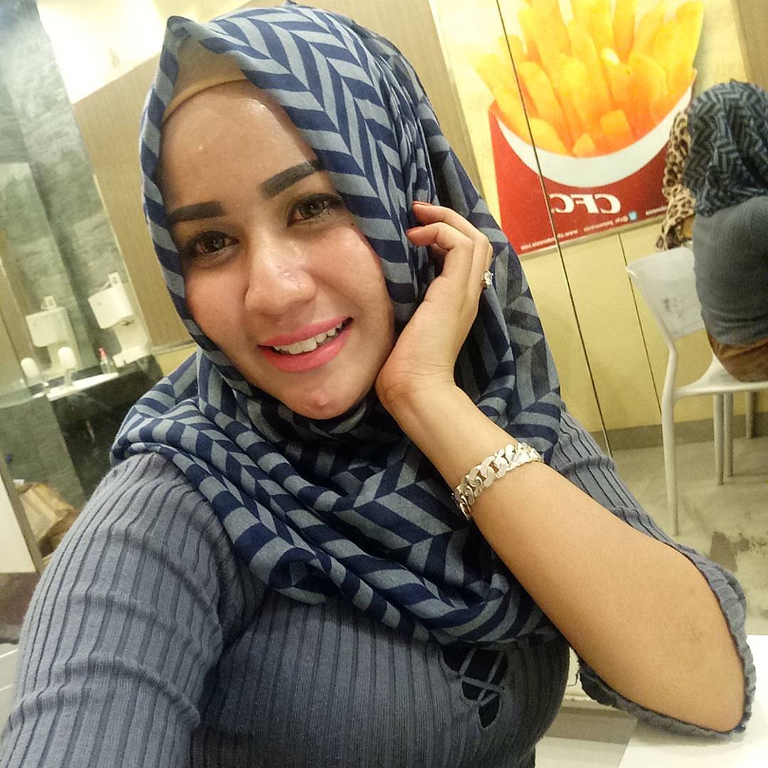 Foto Terbaru remaja berjilbab, cantik banget (TT brutal) susu gede ...