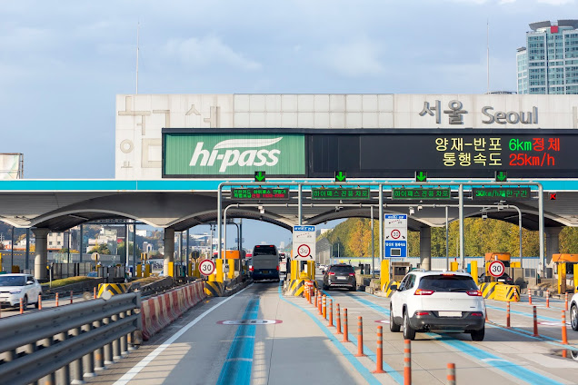 No Need to Stop at Expressway Tollgates with the Hi-pass System!
