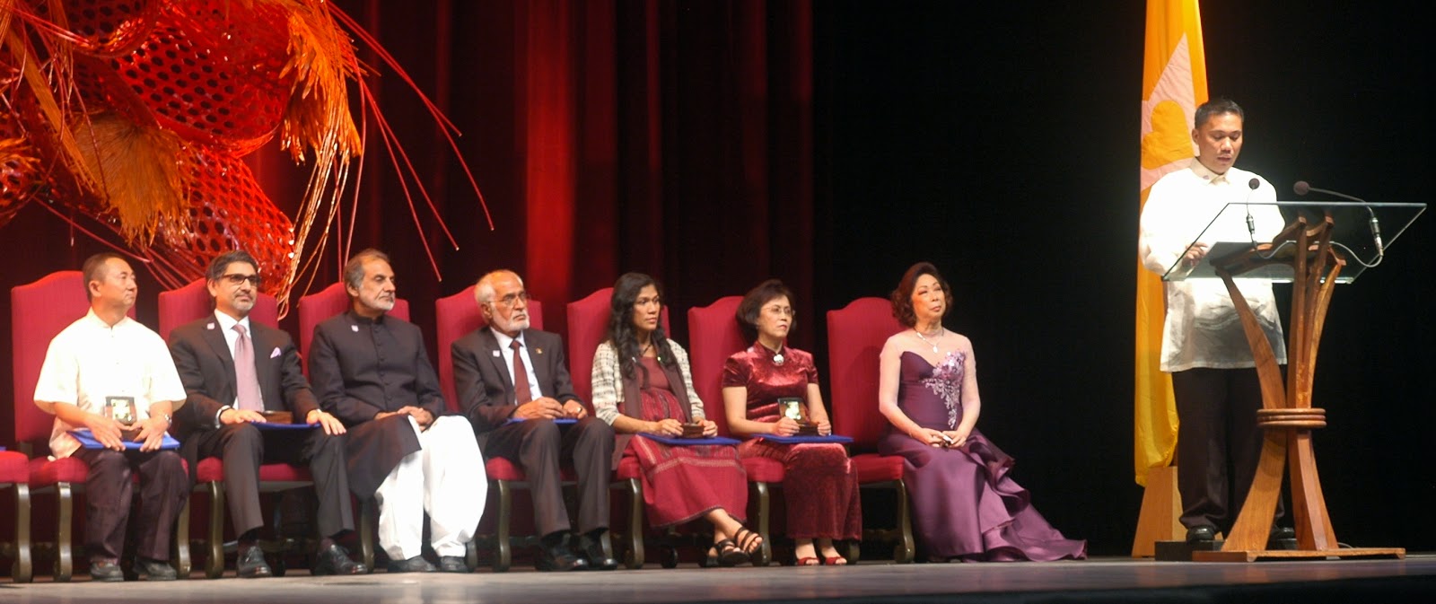 Naquem.: Pinoy teacher Randy Halasan 2014 Ramon Magsaysay awardee for ...