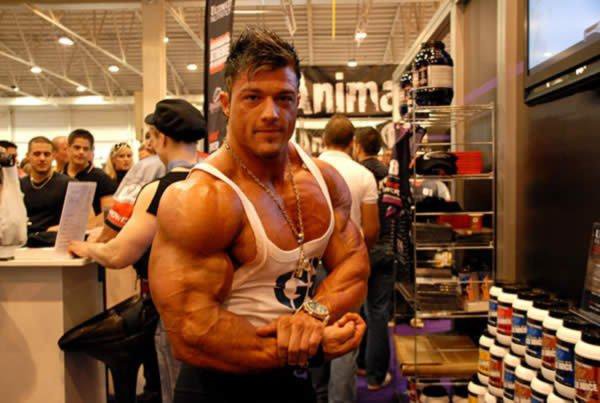 LA PERFECTION FAITE HOMME: TONY BREZNIK 05