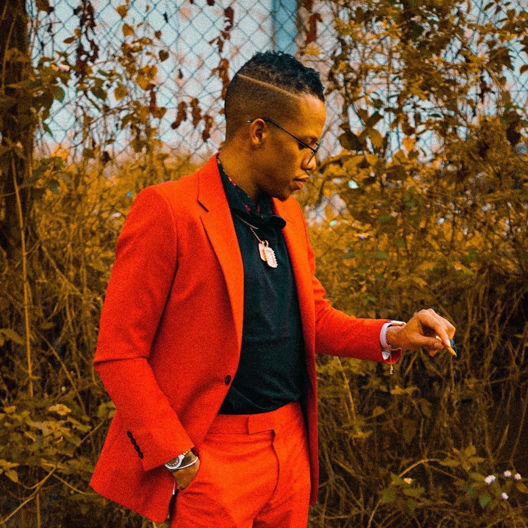 Tekno Pledges To Give An Elderly Woman N500k - FOW 24 NEWS