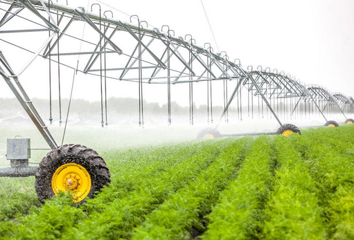 CENTER PIVOT IRRIGATION SYSTEM INTRODUCTION, BENEFITS AND GOVT. SUBSIDY ...