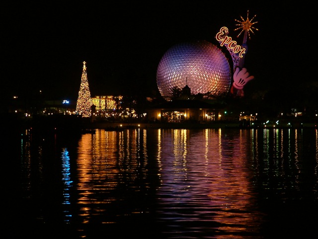 Disney Avenue: Remembering Epcot's Lights of Winter Holiday Display