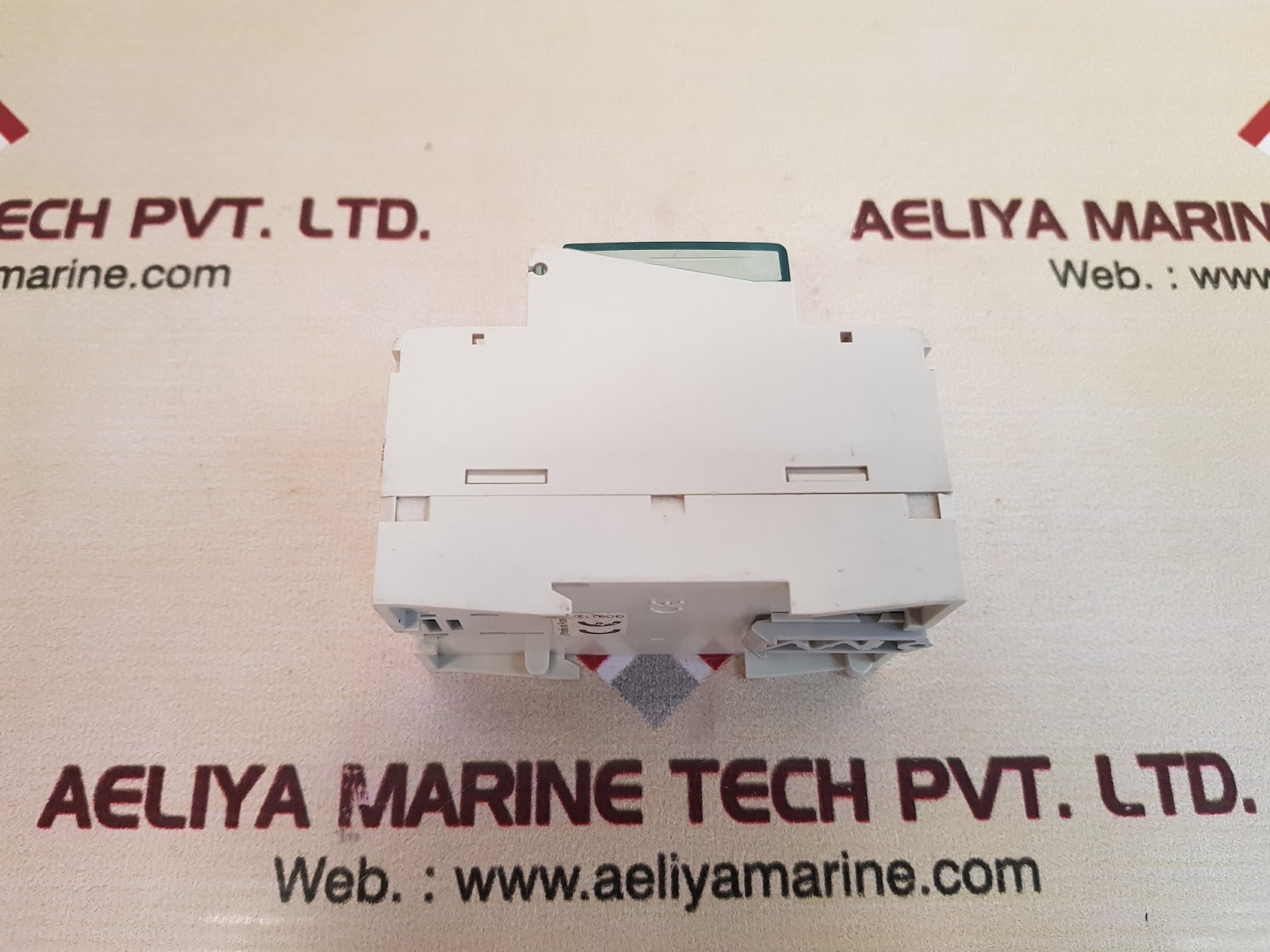 HAGER EH110 DIAL TIME SWITCH - Aeliya Marine