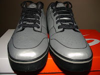 ric on the go: Back to the DeLorean Dunks