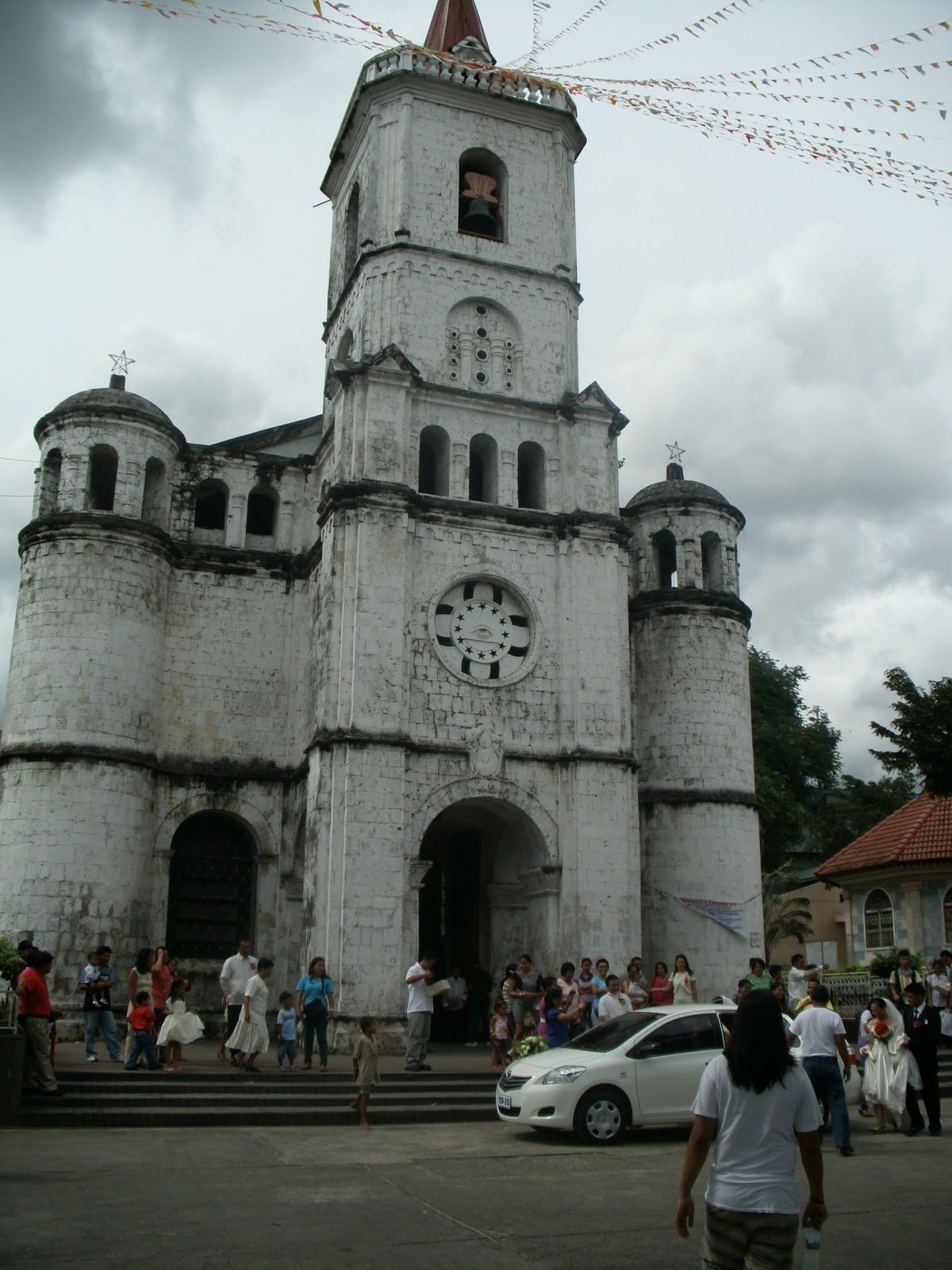 LaGuadalupana: A BRIEF DESCRIPTION OF THE CHURCHES OF PARDO AND NAGA