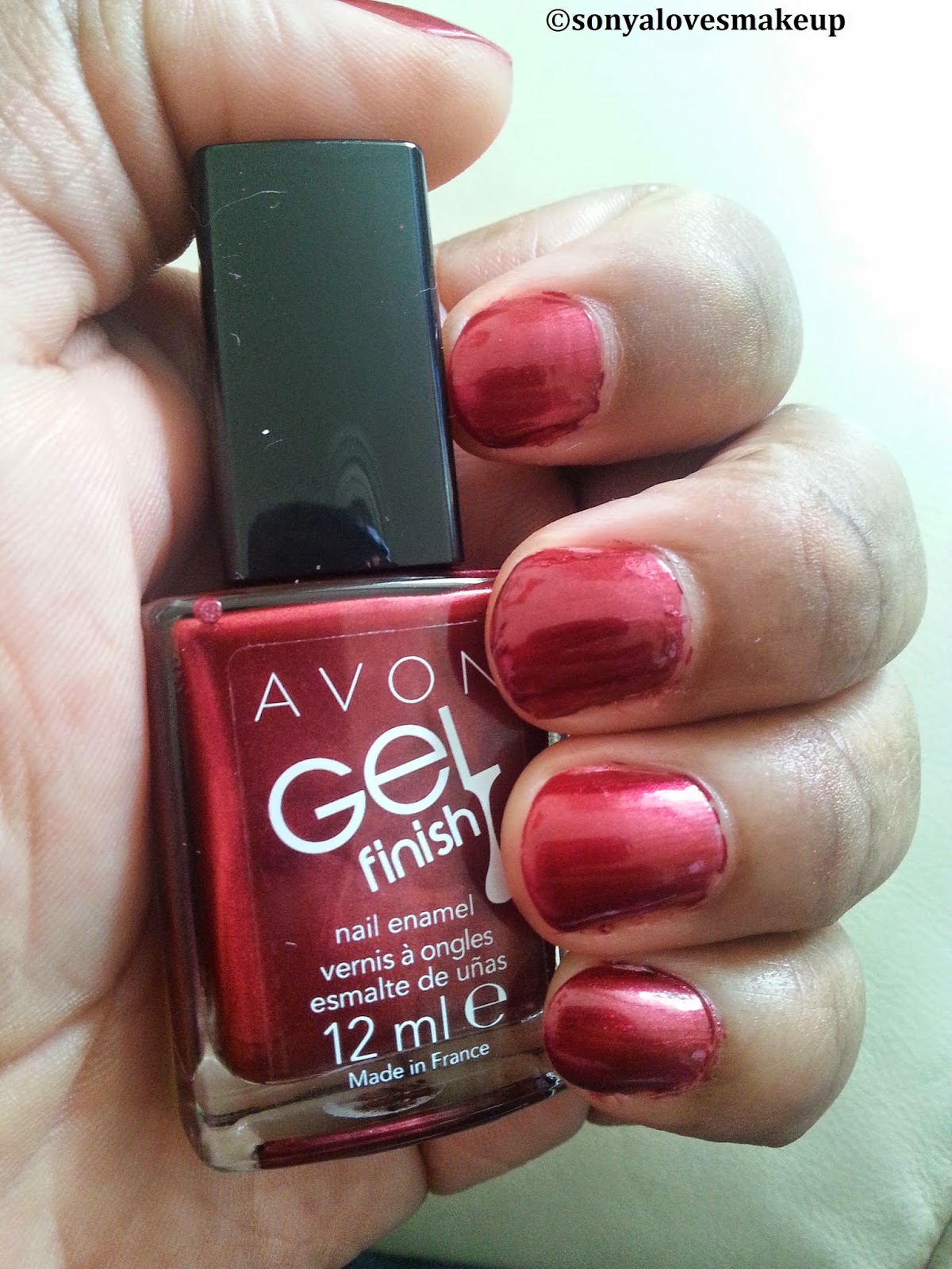 Sonya Loves Makeup: Midweek Manicure: Avon Gel Finish Nail Polish