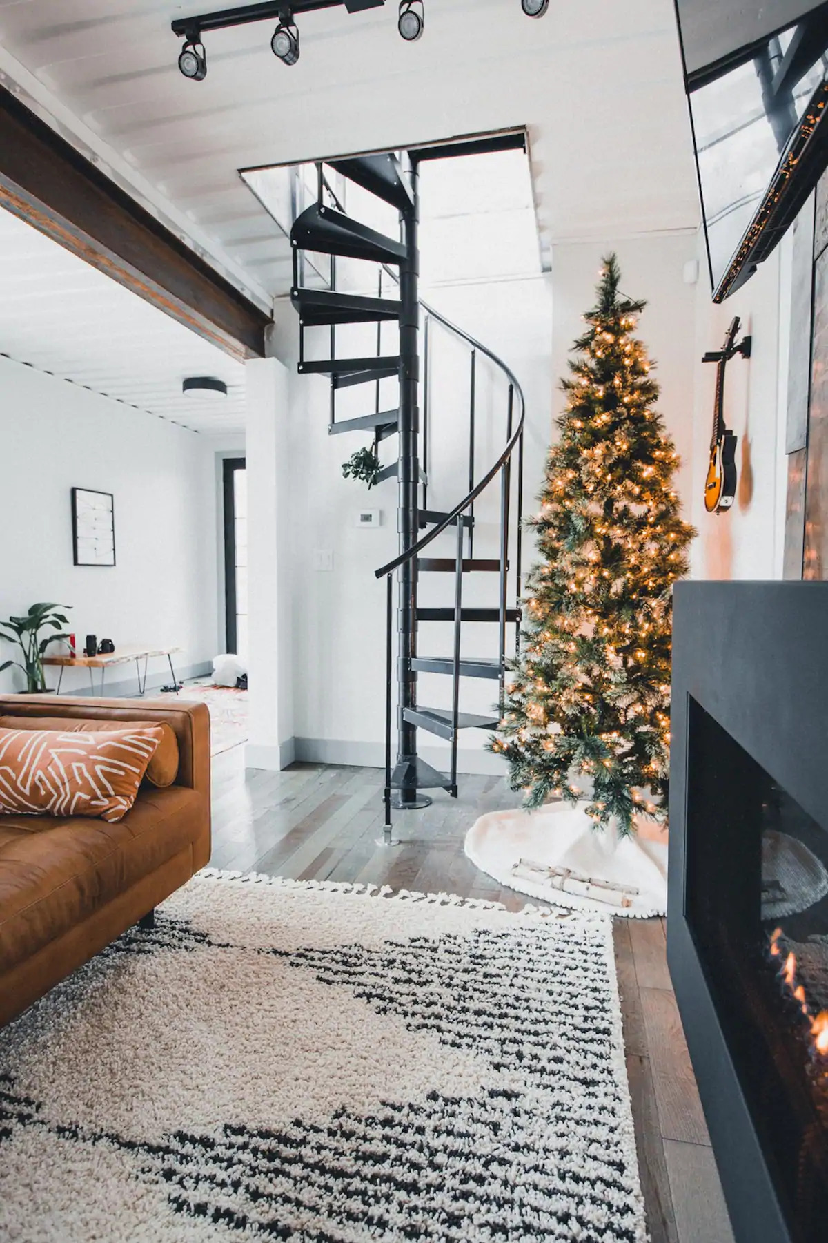 Shipping Container Homes & Buildings: Box Hop Shipping Container Homes ...