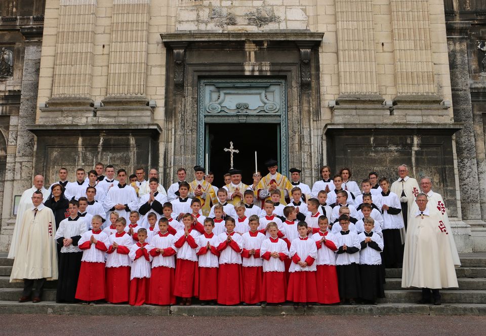 New Liturgical Movement: Another Solemn Mass in the Rite of Lyon