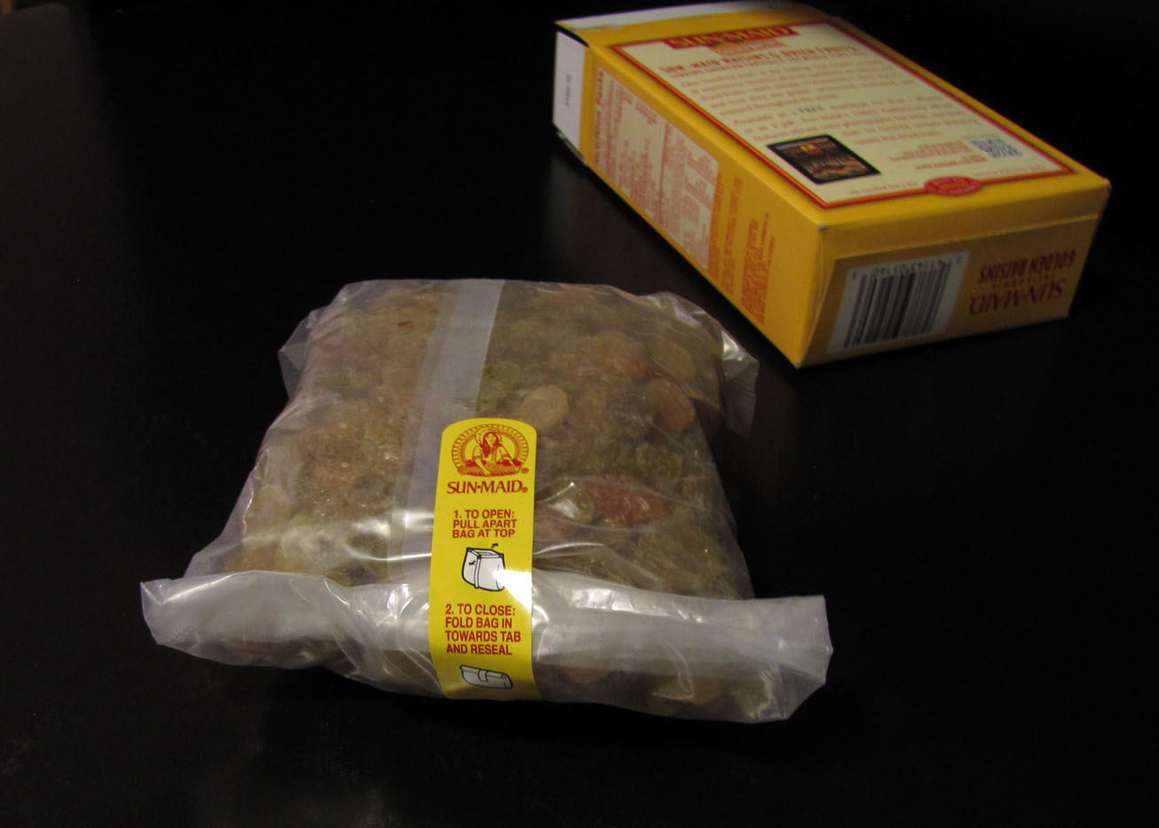 Smells Like Food in Here: Sun-Maid Golden Raisins