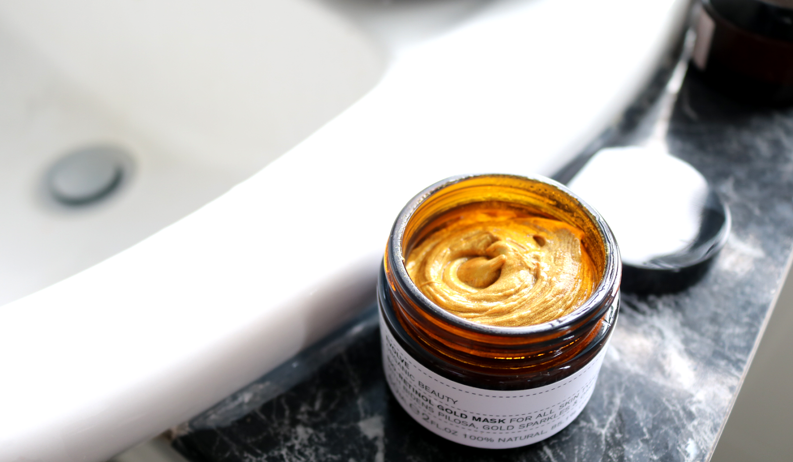 Mid-Week Pamper Treat: Evolve Organic Beauty Bio-Retinol Gold Face Mask ...