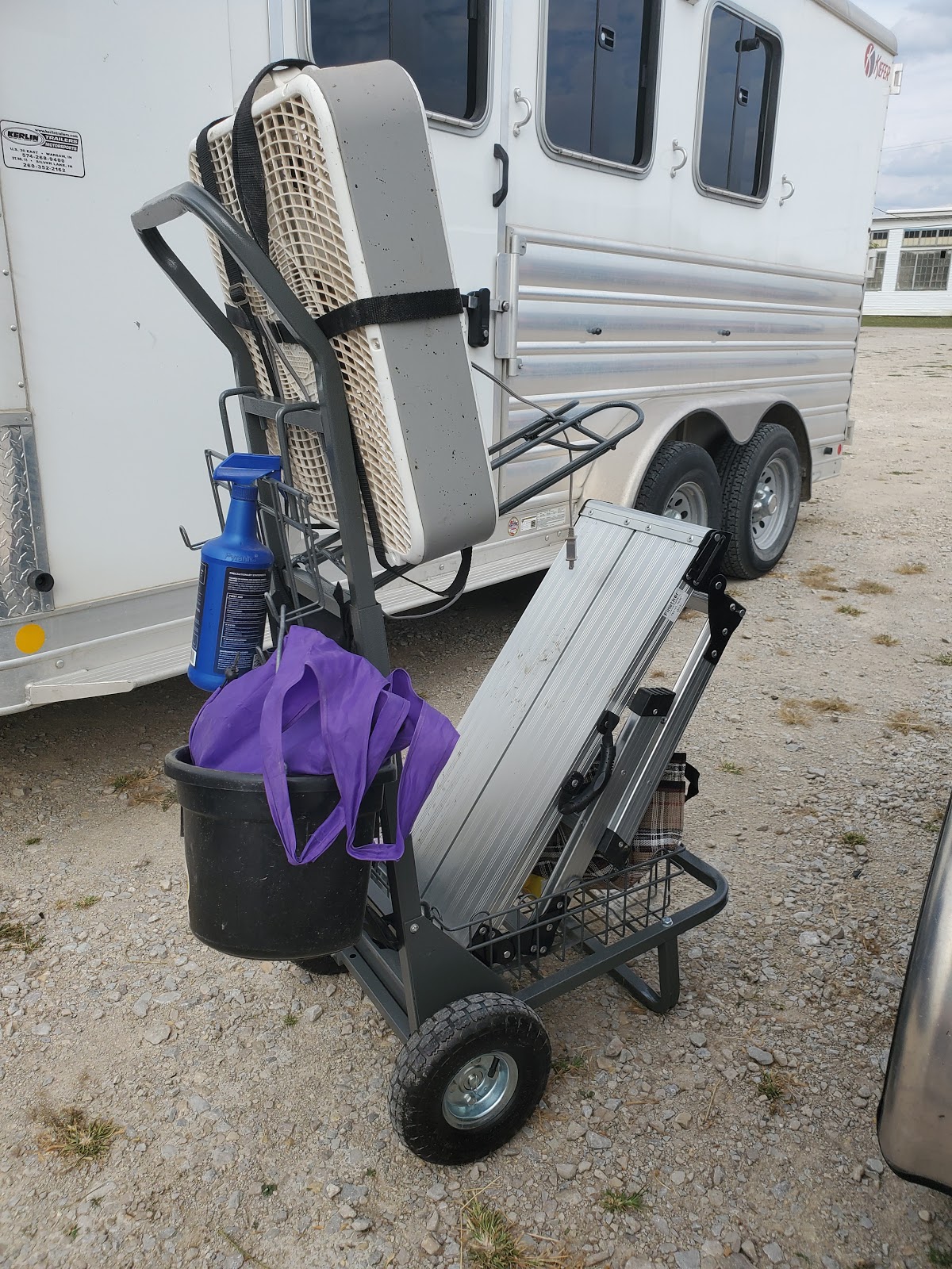 Cob Jockey: Product Review: State Line Tack Rolling Saddle Rack Cart