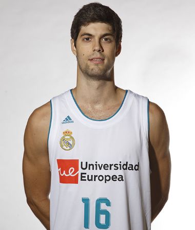 BASKET CANTERA: SANTIAGO YUSTA LE DA LA VICTORIA AL REAL MADRID ACB