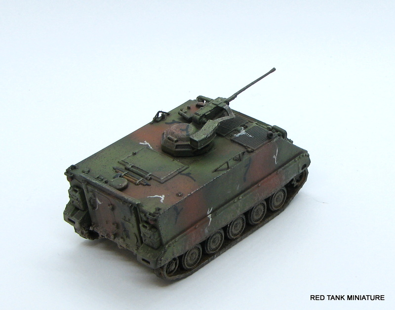 Gulumik Military Models: M113 with M139 20mm gun 1/72