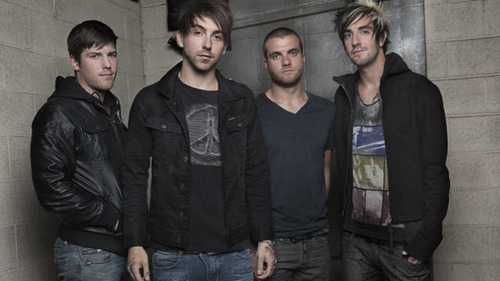 A Day in the Life of a Music Junkie: All Time Low - "Outlines"