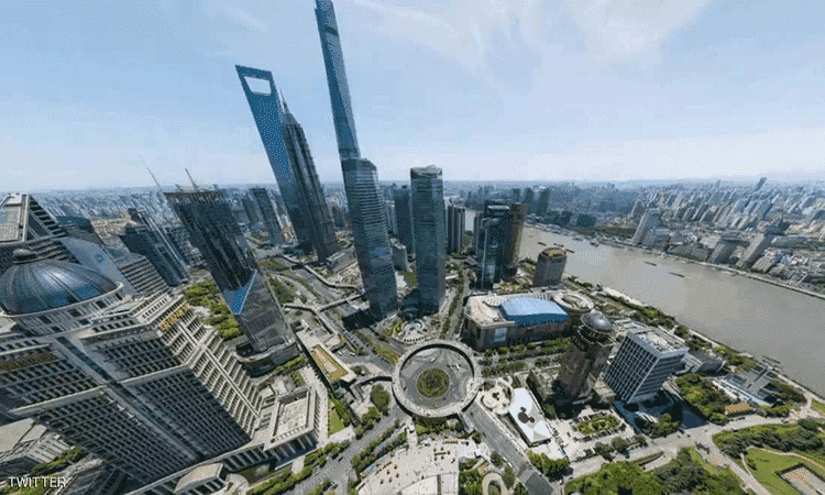 The 200-billion-pixel ... image allows rounding up people's faces