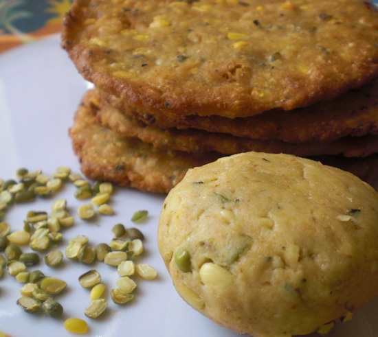 Different Strokes: Crispy Green Gram Pooris an Indian Flat Bread Delight