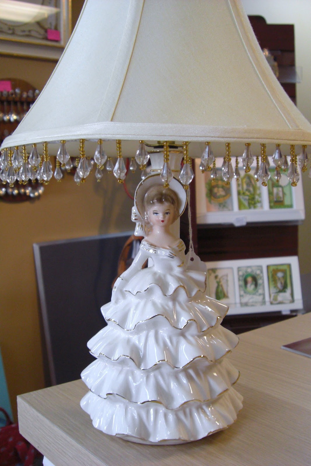 A Beautiful Find: Let There Be Lamps