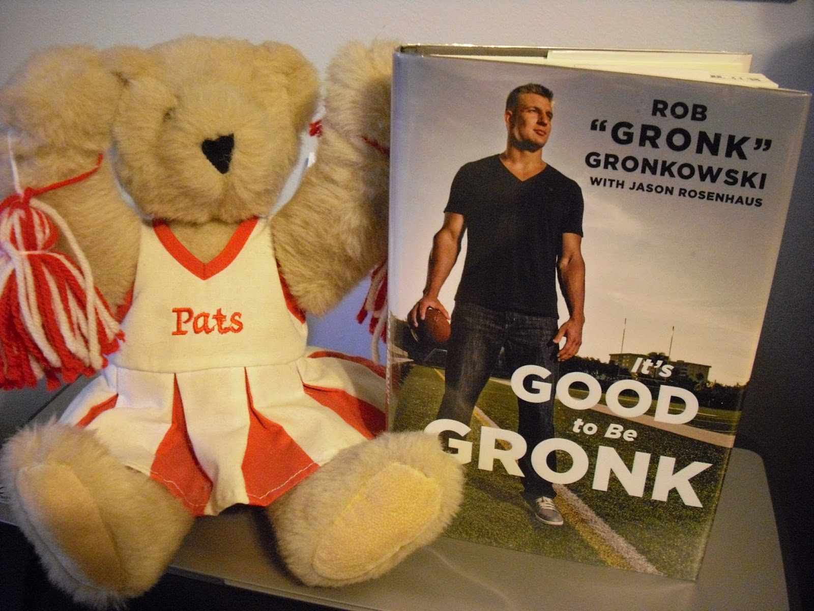 Grab A Book From Our Stack: "It's Good to Be Gronk" by Rob "Gronk ...