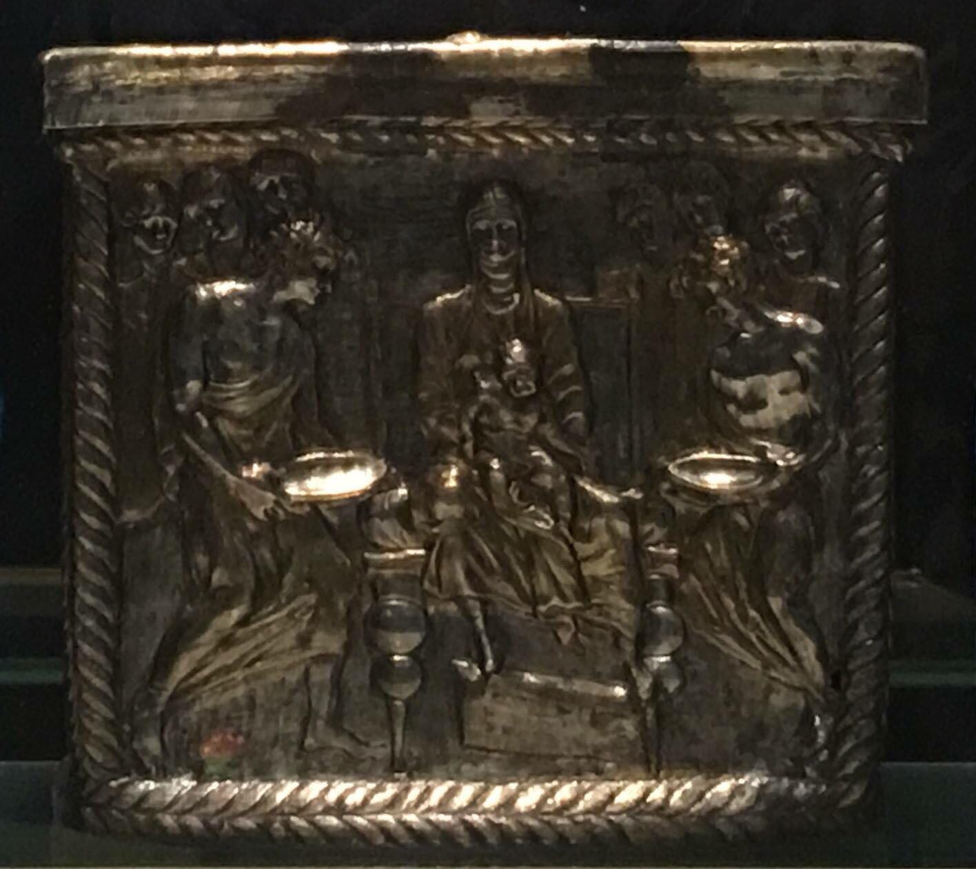 New Liturgical Movement: A Reliquary from the Time of St Ambrose