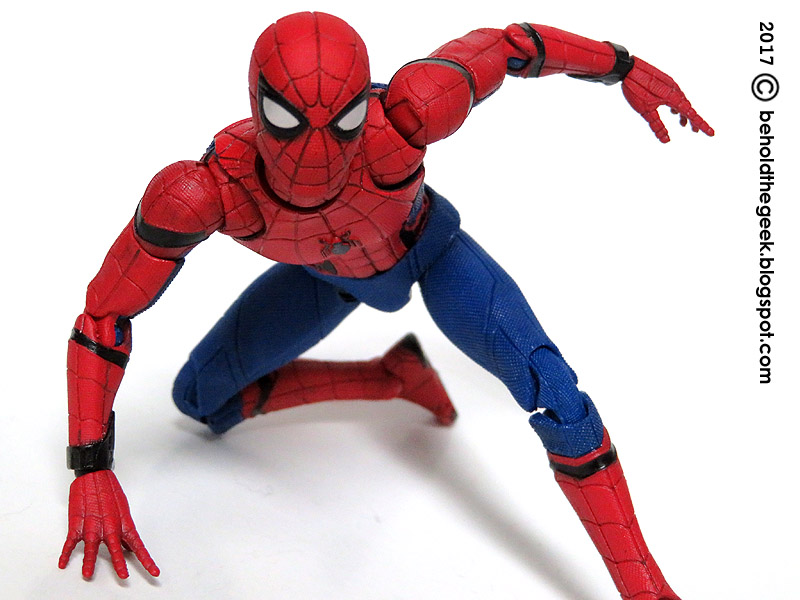 MAFEX Spider-Man Homecoming Toy Review