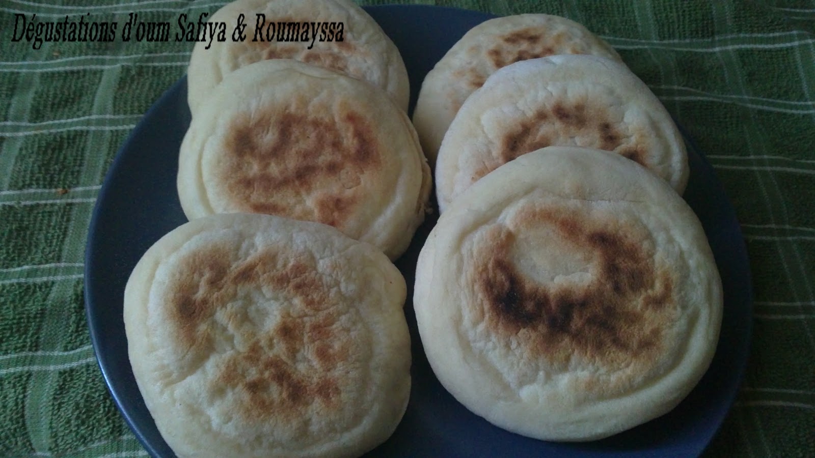 Dégustations d'Oum Safiya: mini batbout farci