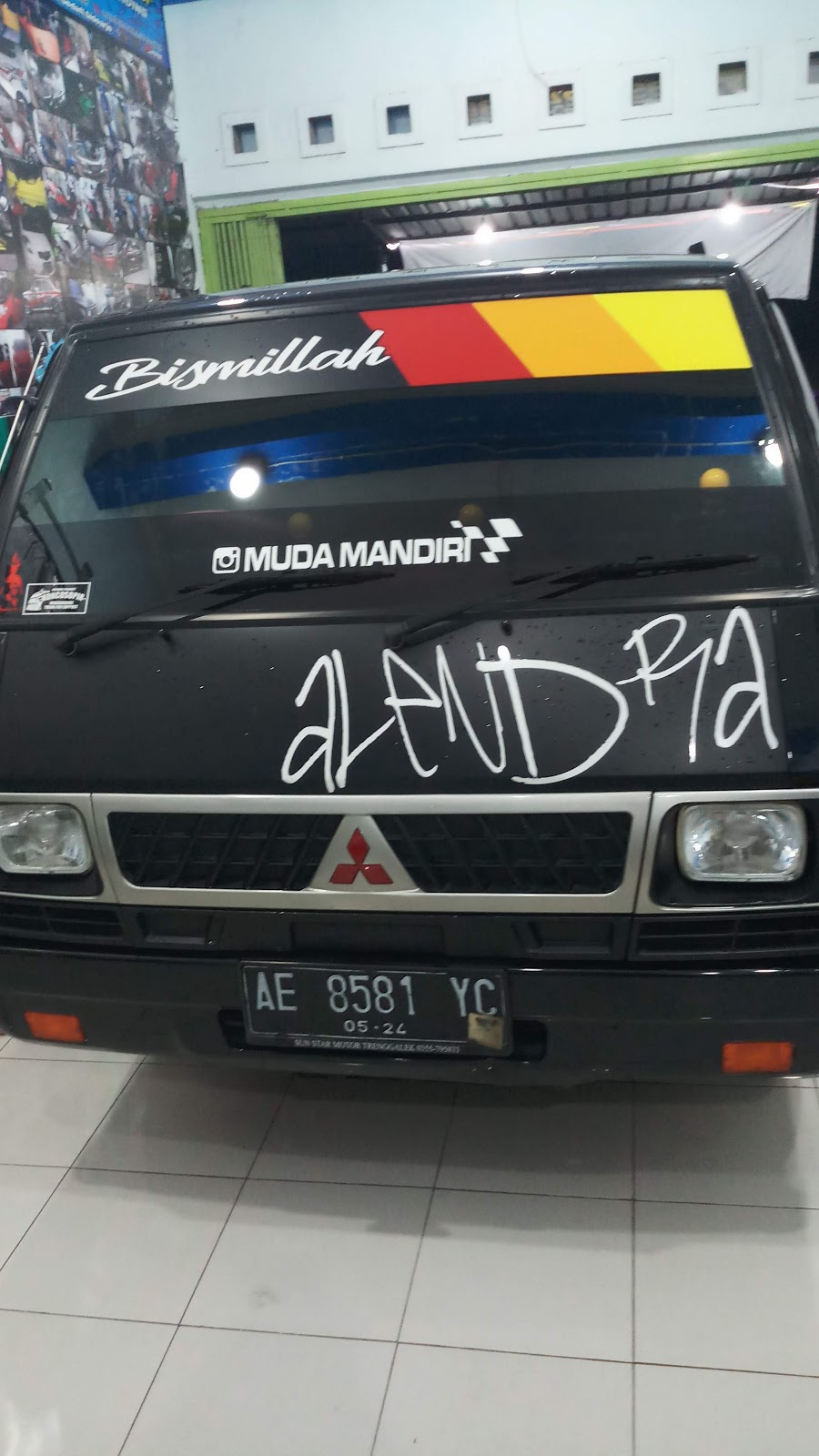 Dhanial Art Sticker: decal.cutting pick up L300..happy always...