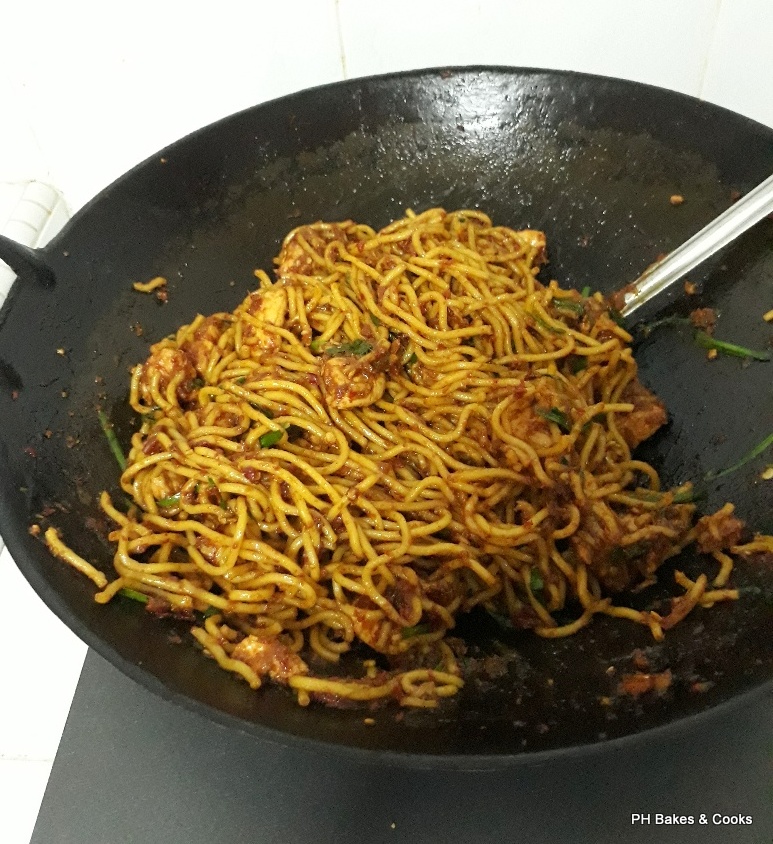 PH the Malaysian Carnivore: Lockdown Day #20 : Mee Goreng Pedas Pedas