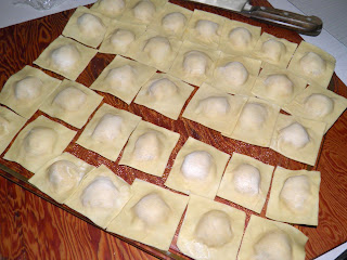 Docaitta Lifestyle: Recipe: Winter Ravioli with Onion Walnut Sage Sauce