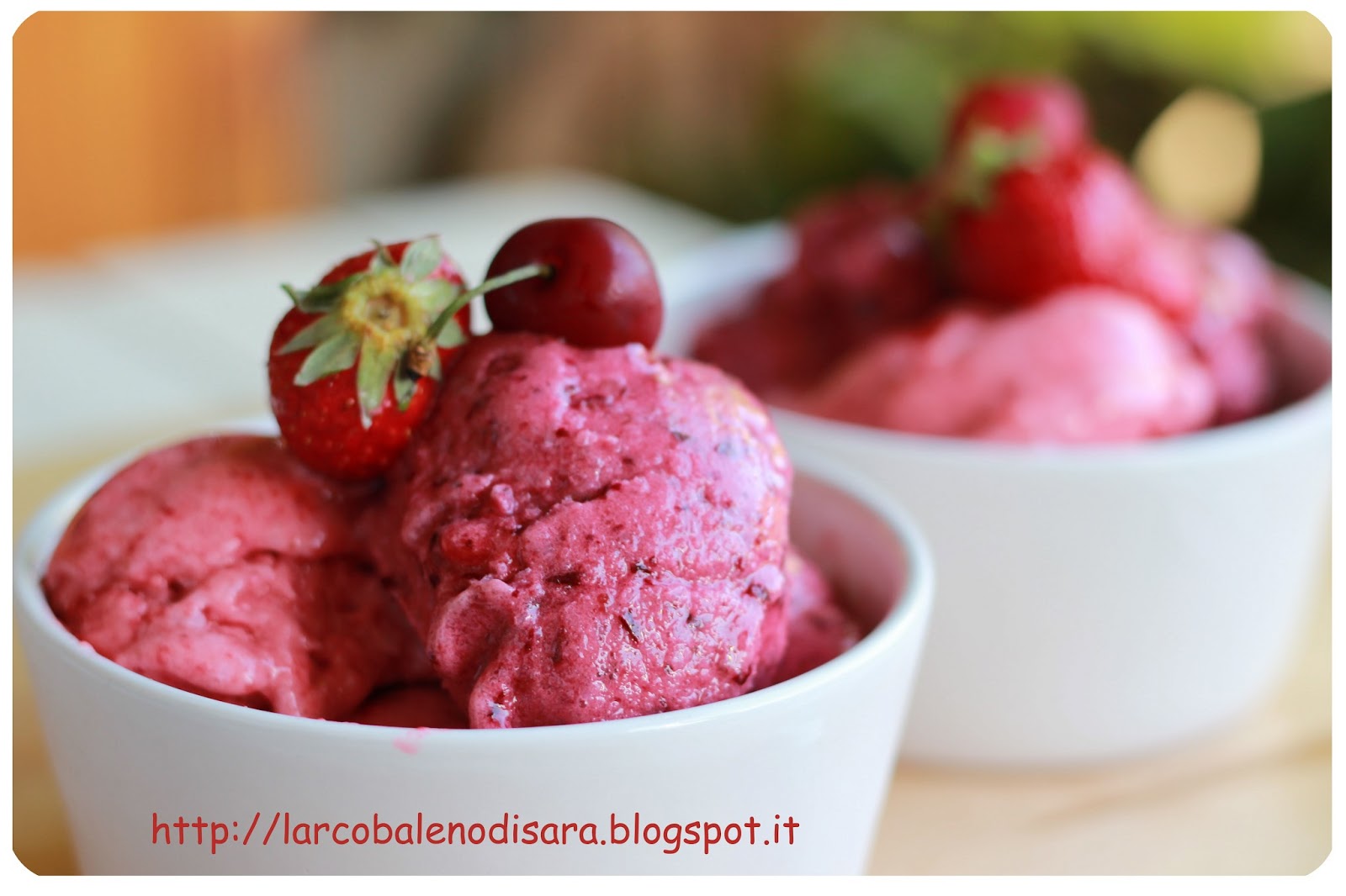 Gelato goloso Fragole e ciliegie ~ L'arcobaleno di Sara